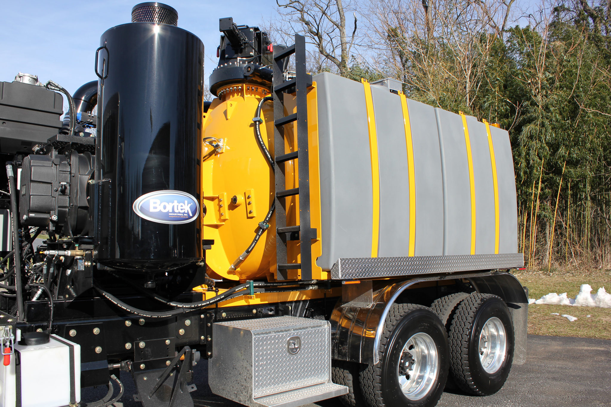 Aquatech® B-Series Jet/Vac Truck - Bortek PWX