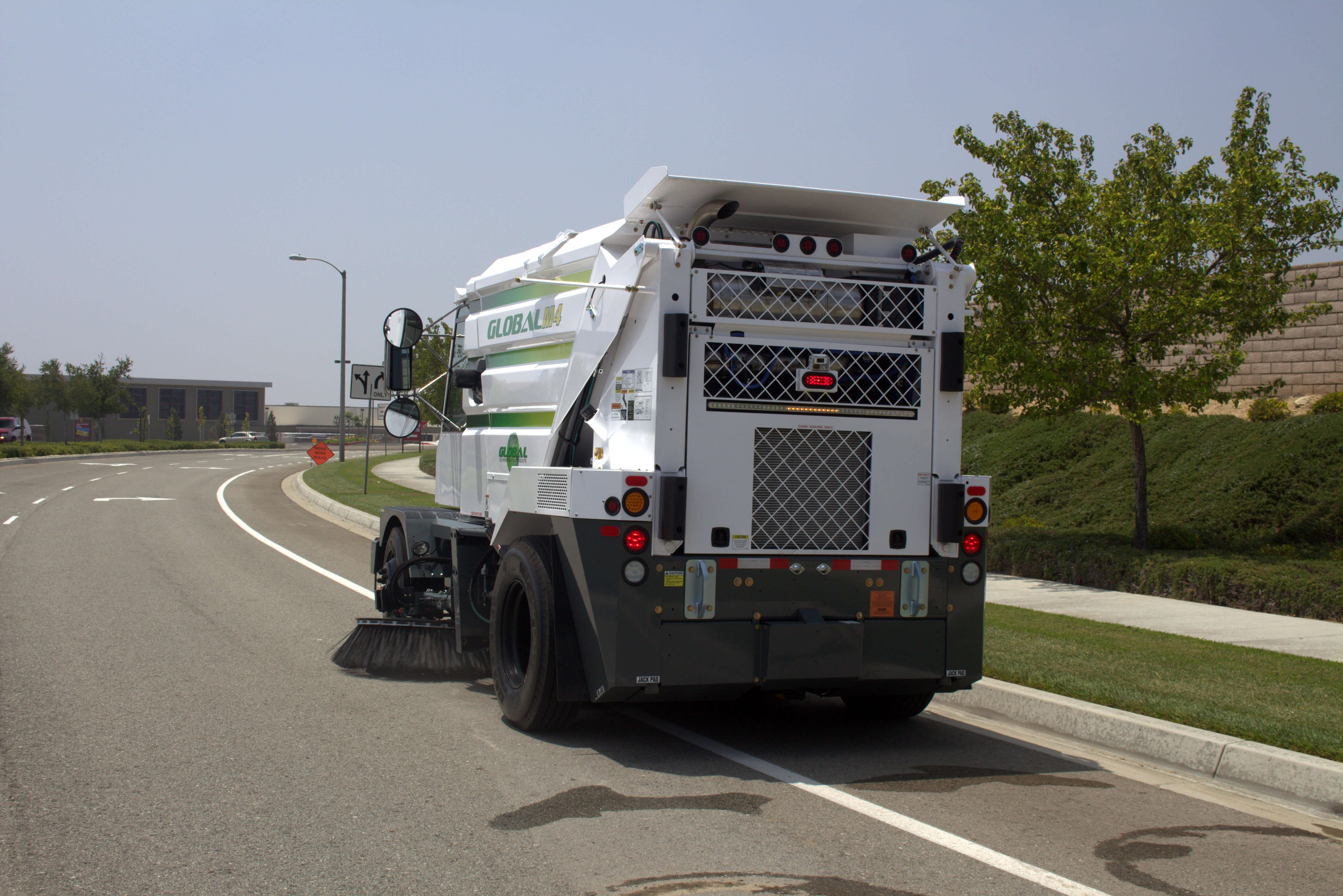 Global M4 Street Sweeper - Bortek PWX