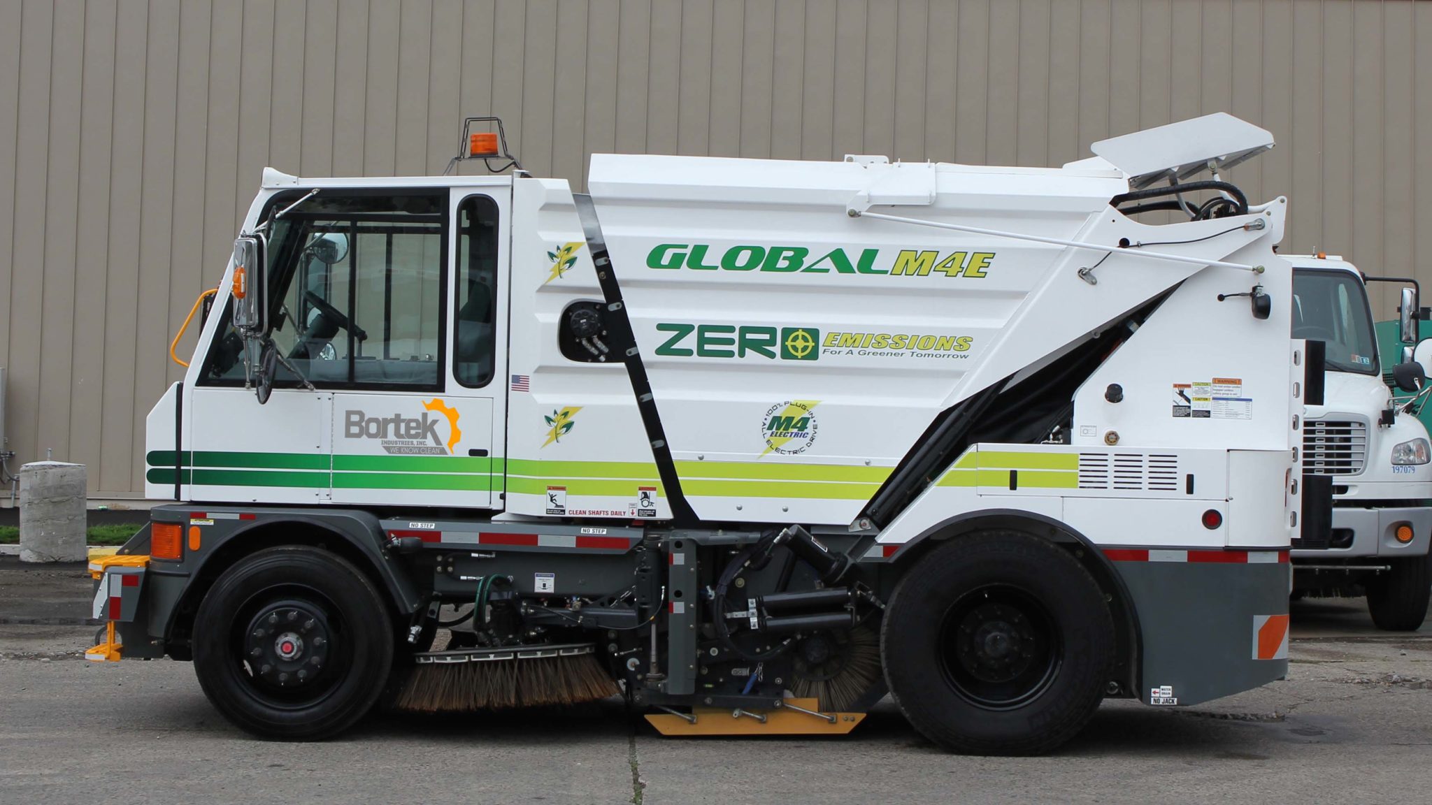 Global M4 EV Supercharged ⚡ - Bortek PWX