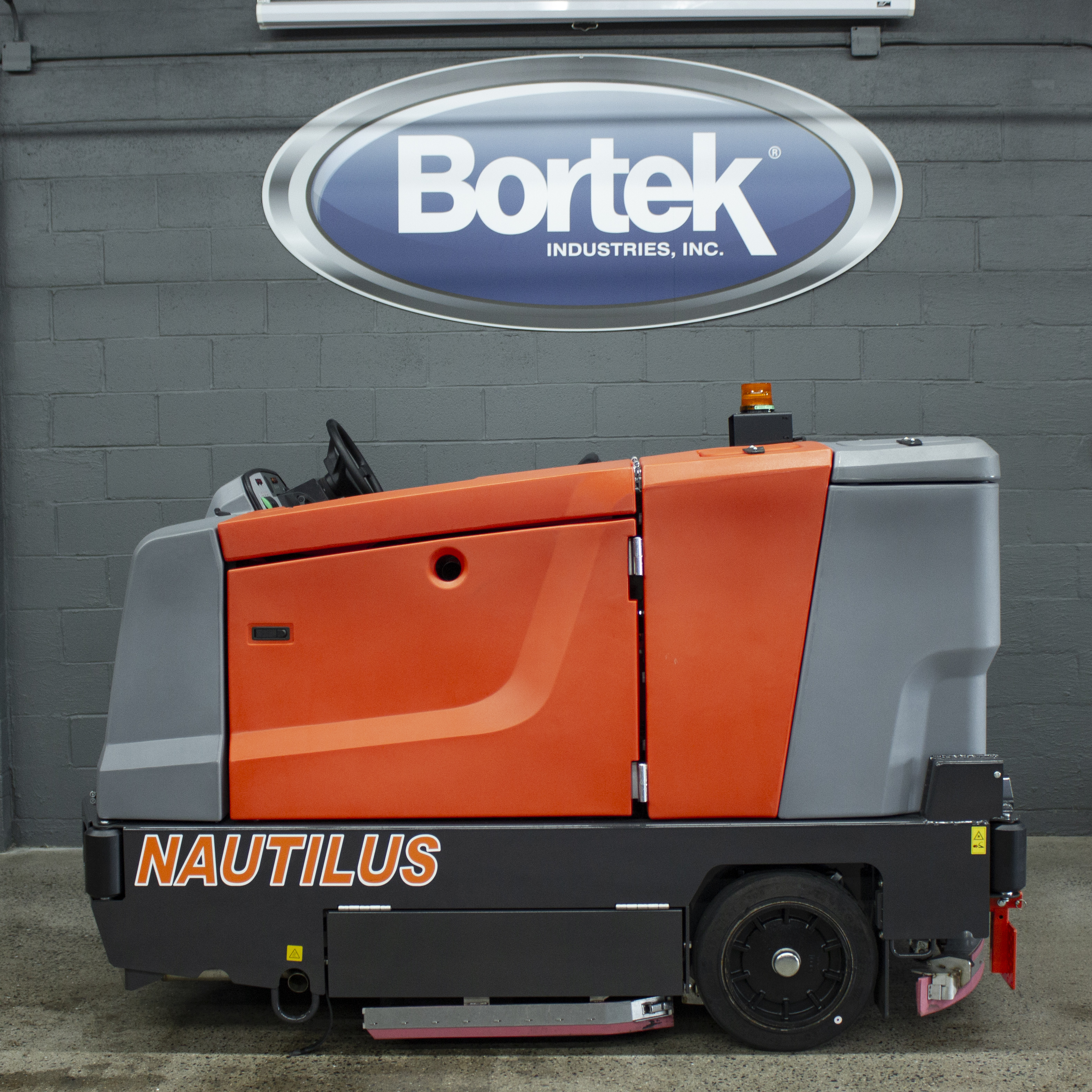 PowerBoss Nautilus Sweeper/Scrubber - Bortek PWX
