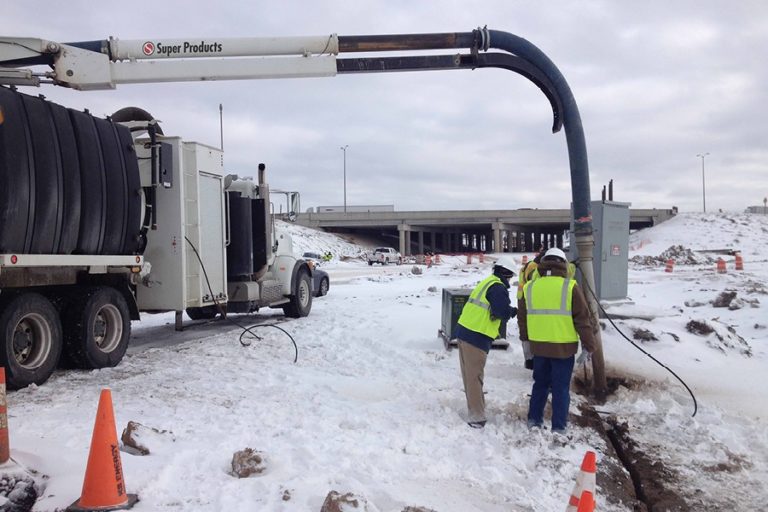 Hydro & Air Vacuum Excavation - Bortek PWX